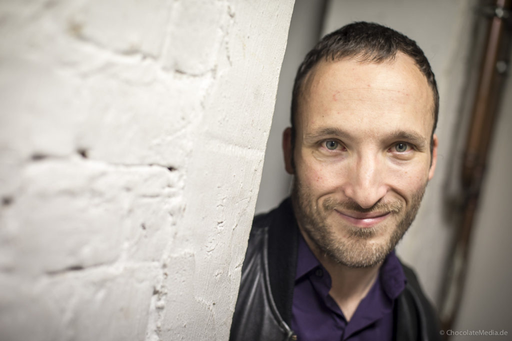 Bio – ToddStuchinerComedy.com